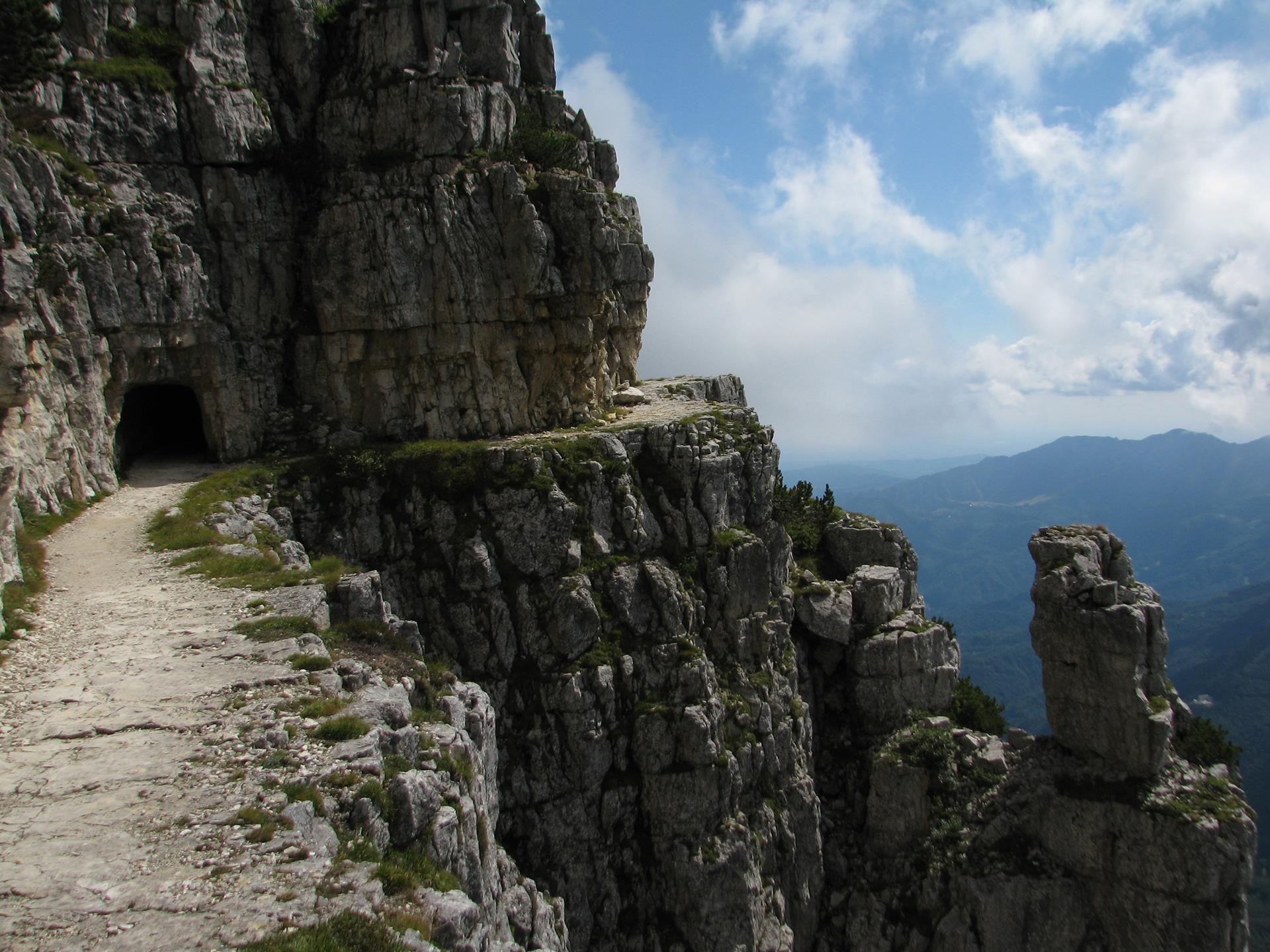 strada-52-gallerie-escursioni-valli-pasubio217 - Monte Pasubio ...